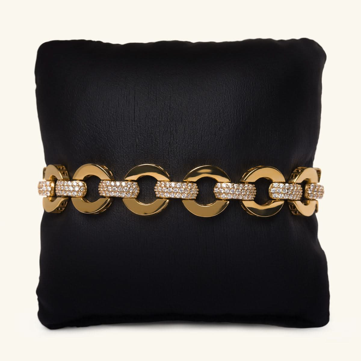 Gold Bold Link Bracelet – Timeless Elegance – Nouri's Jewelry